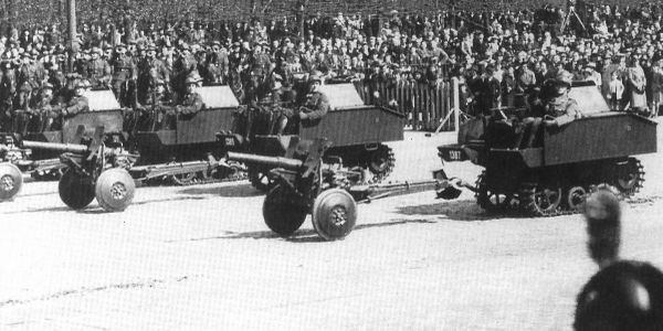 Armata przeciwpancerna Canon antichar de 47 mm FRC Mle 1931 ...