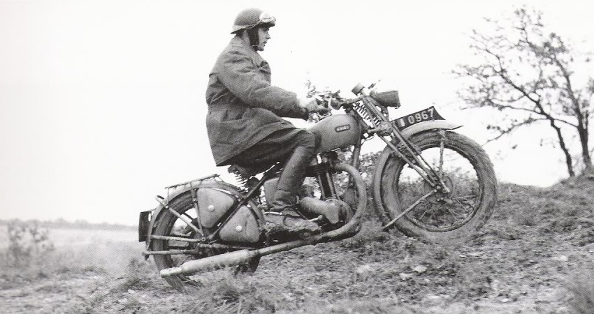 Motocykle importowane | Encyklopedia Uzbrojenia II Wojny Światowej